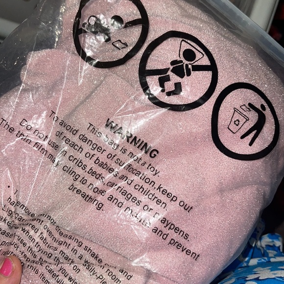 Self Made Babes | Other | New Pink Glitter Workout Set | Poshmark